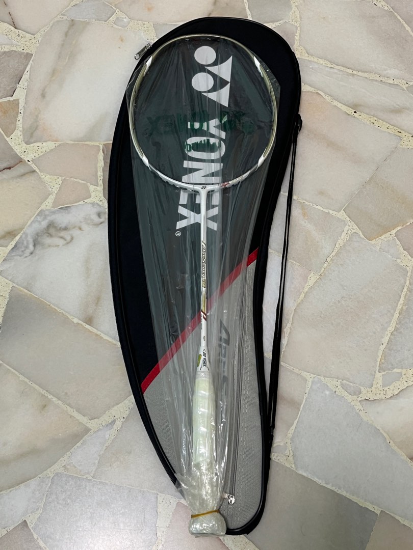Yonex Arcsaber 10 Peter Gade, Sports Equipment, Sports & Games, Racket ...