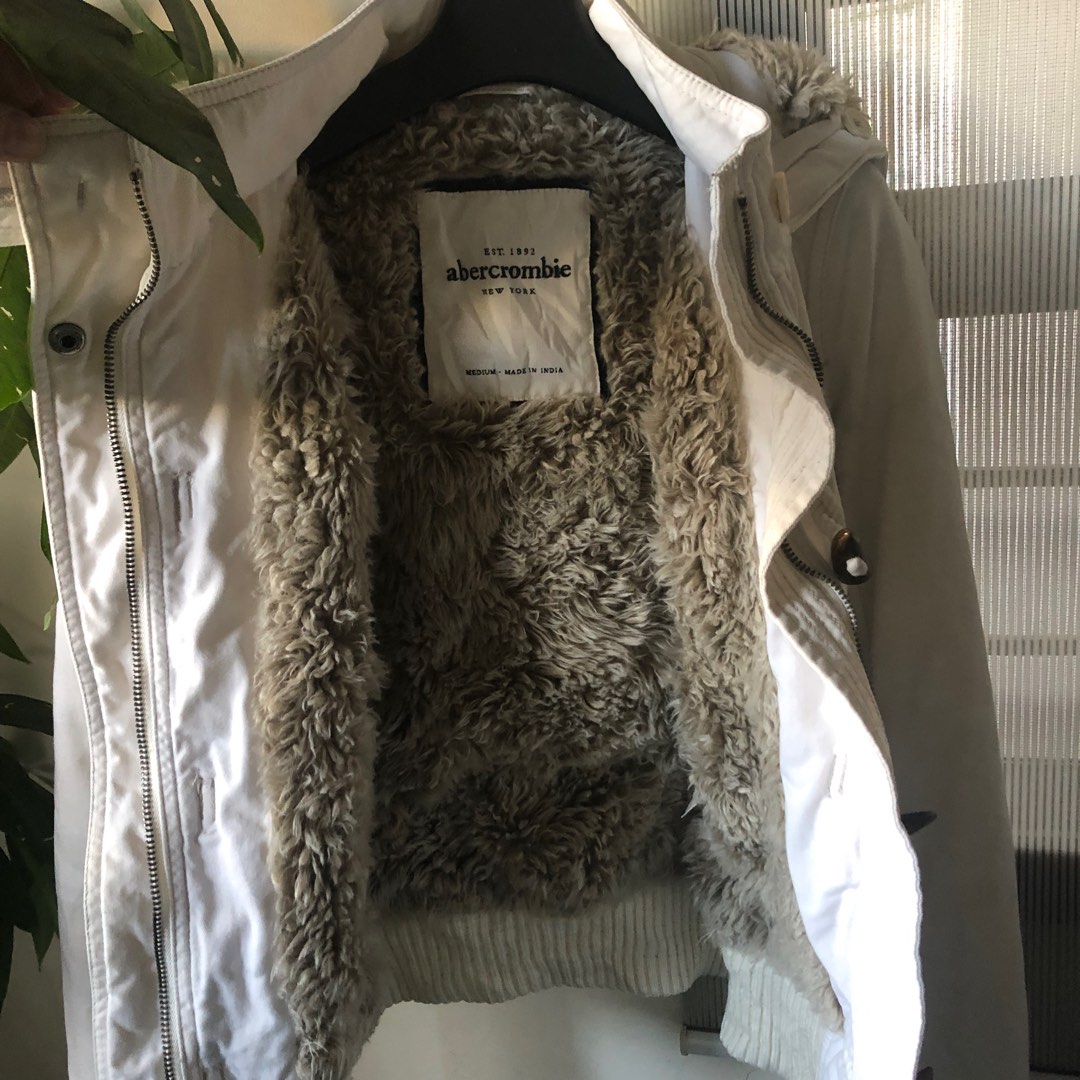 VINTAGE Abercrombie & Fitch Faux Fur lined jacket in off white Medium ...