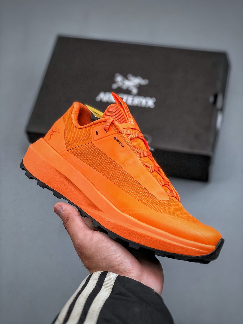 ARC'TERYX Kragg Insulated, Men's Fashion, Footwear, Sneakers on Carousell