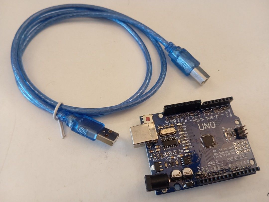 Arduino Uno R3 with long 1m USB cable, Computers & Tech, Parts ...