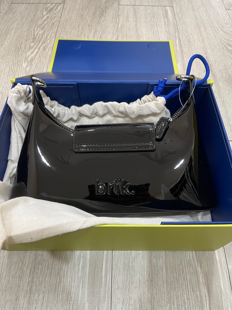 Brik Chroma in Midnight, Women's Fashion, Bags & Wallets, Shoulder Bags ...