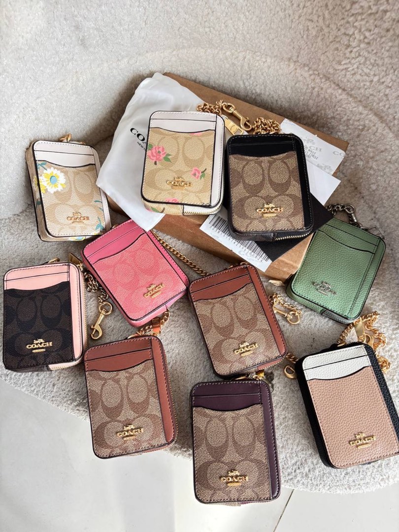 COACH ZIP CARD WALLET, Women's Fashion, Bags & Wallets, Wallets & Card ...