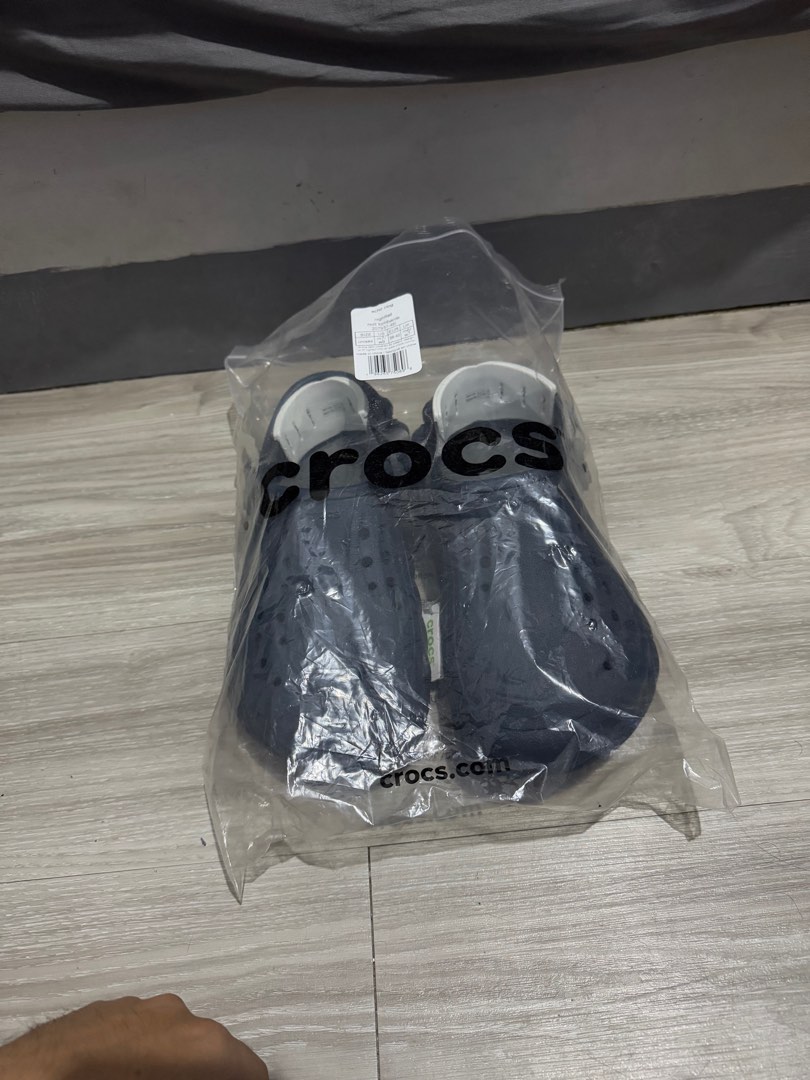 Crocs Echo Clog Nightfall, Men's Fashion, Footwear, Slippers & Slides ...