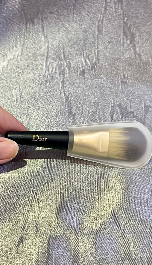 Dior Mini Foundation Brush, Beauty & Personal Care, Face, Makeup on ...