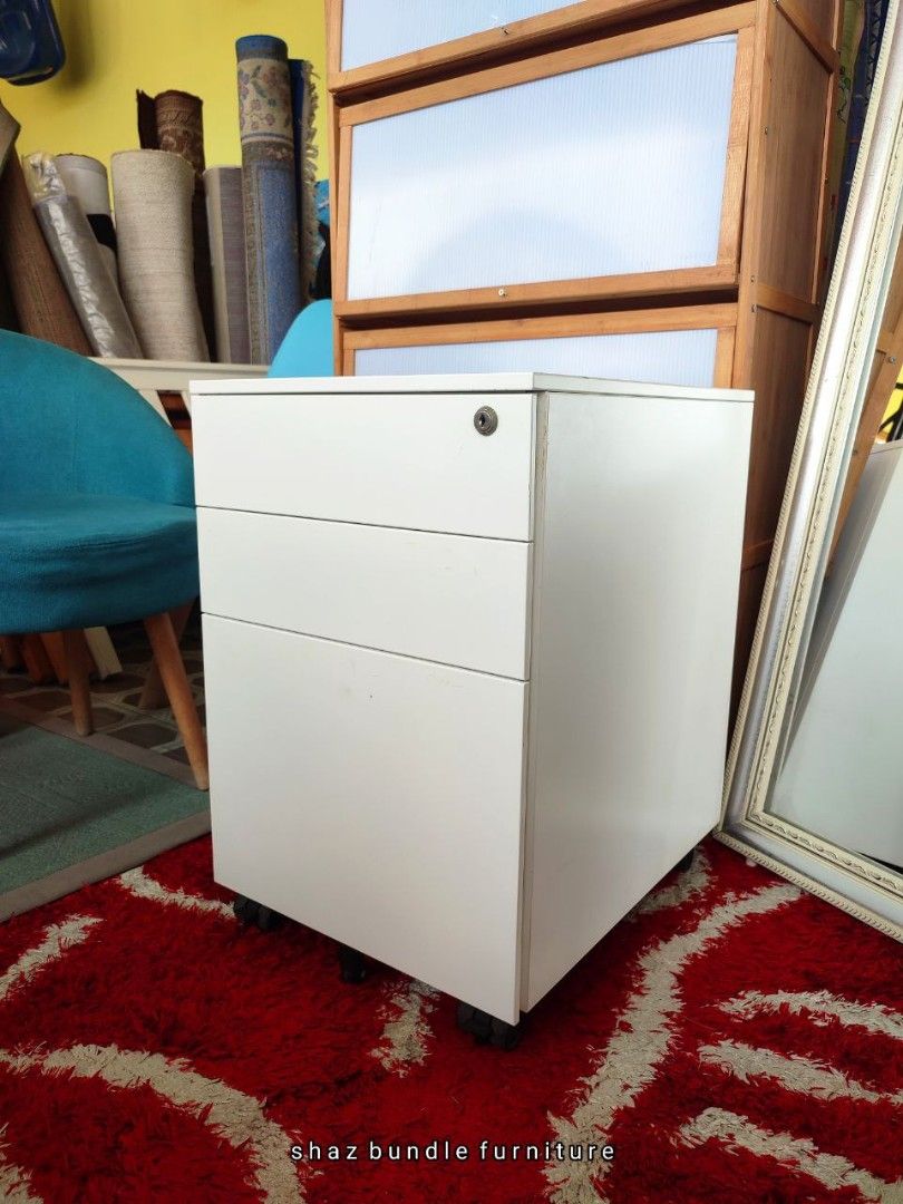 DRAWER BESI 3 TINGKAT, Furniture & Home Living, Furniture, Shelves ...