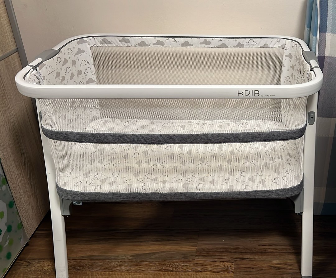 Free baby cot, Babies & Kids, Baby Nursery & Kids Furniture, Cots ...
