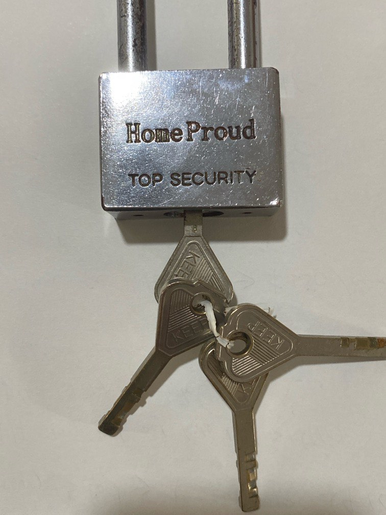 Home Proud Lock with 4 Keys, Furniture & Home Living, Security & Locks ...