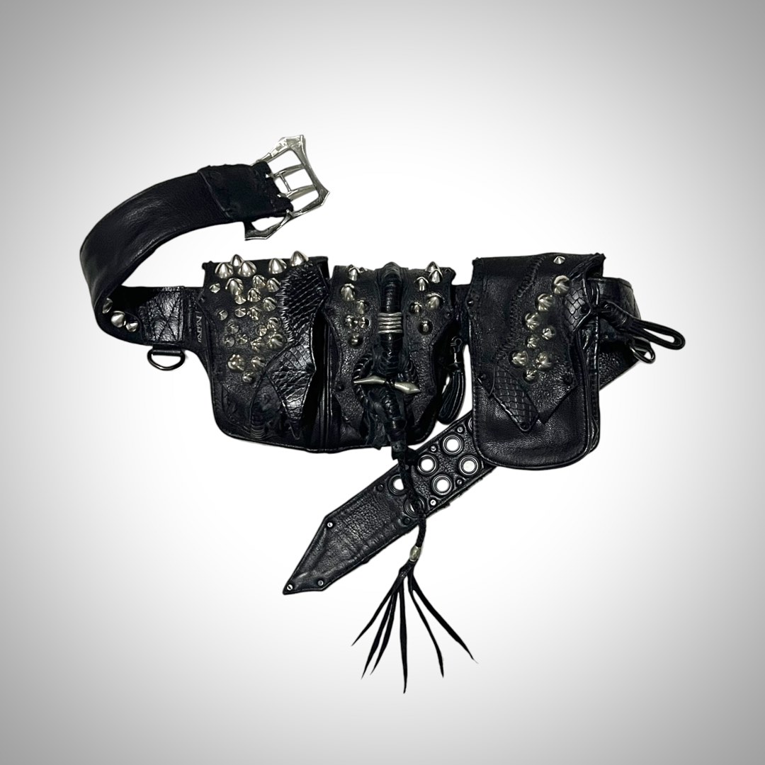 KMRii KB-Killer 02 Goatskin Leather Belt Pouch, Men's Fashion, Bags, Belt bags, Clutches and ...