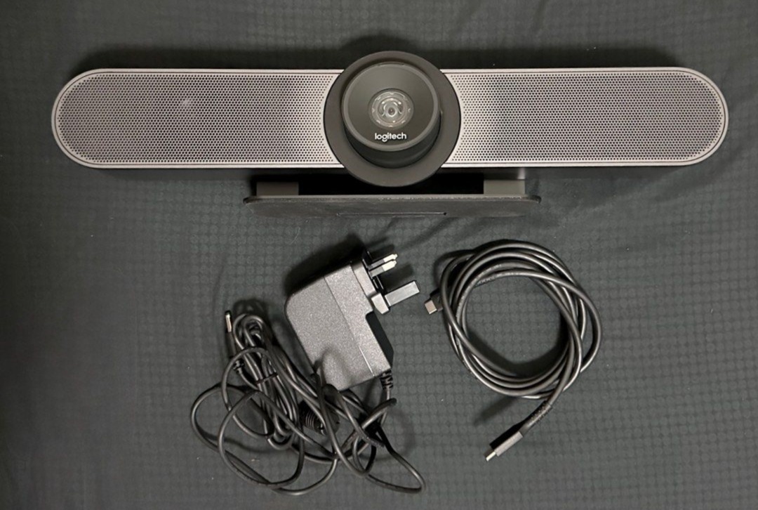 Logitech meet up, Furniture & Home Living, Security & Locks, Security ...