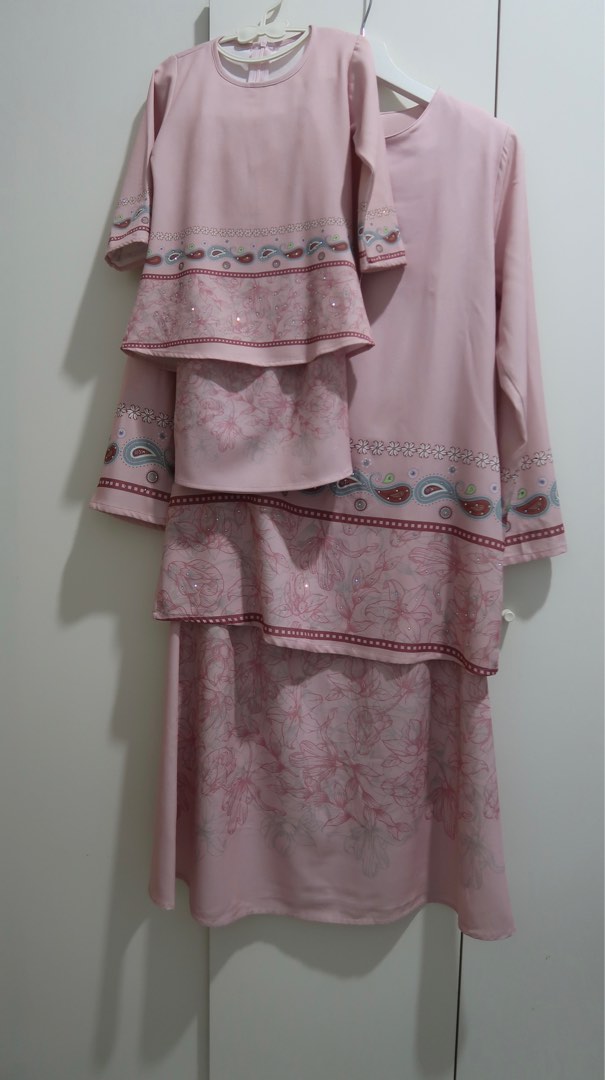 M/2yr Jakel kurung set ibu & anak sedondon pink, Women's Fashion ...