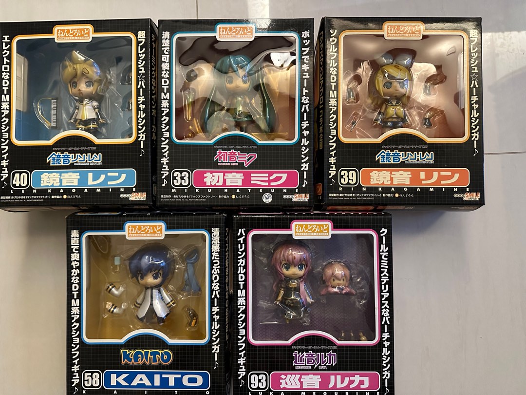 Nendoroid Miku Set, Hobbies & Toys, Toys & Games on Carousell