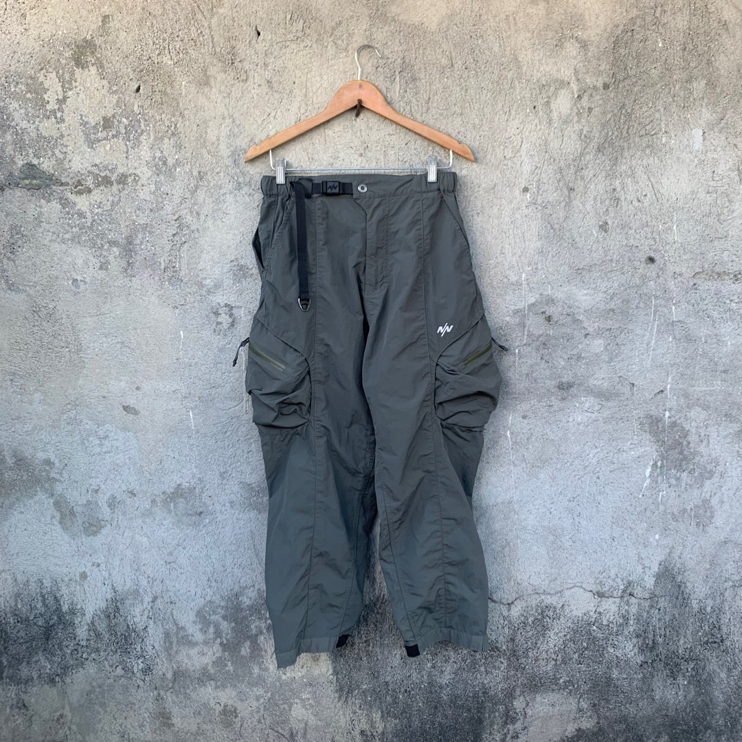 Nine Point Nine Cargo Pants, Men's Fashion, Bottoms, Jeans on Carousell