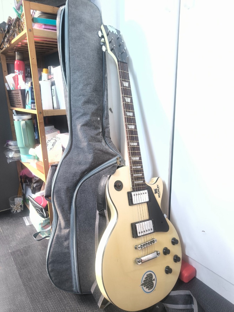 Original RJ Les Paul Guitar, Hobbies & Toys, Music & Media, Musical ...