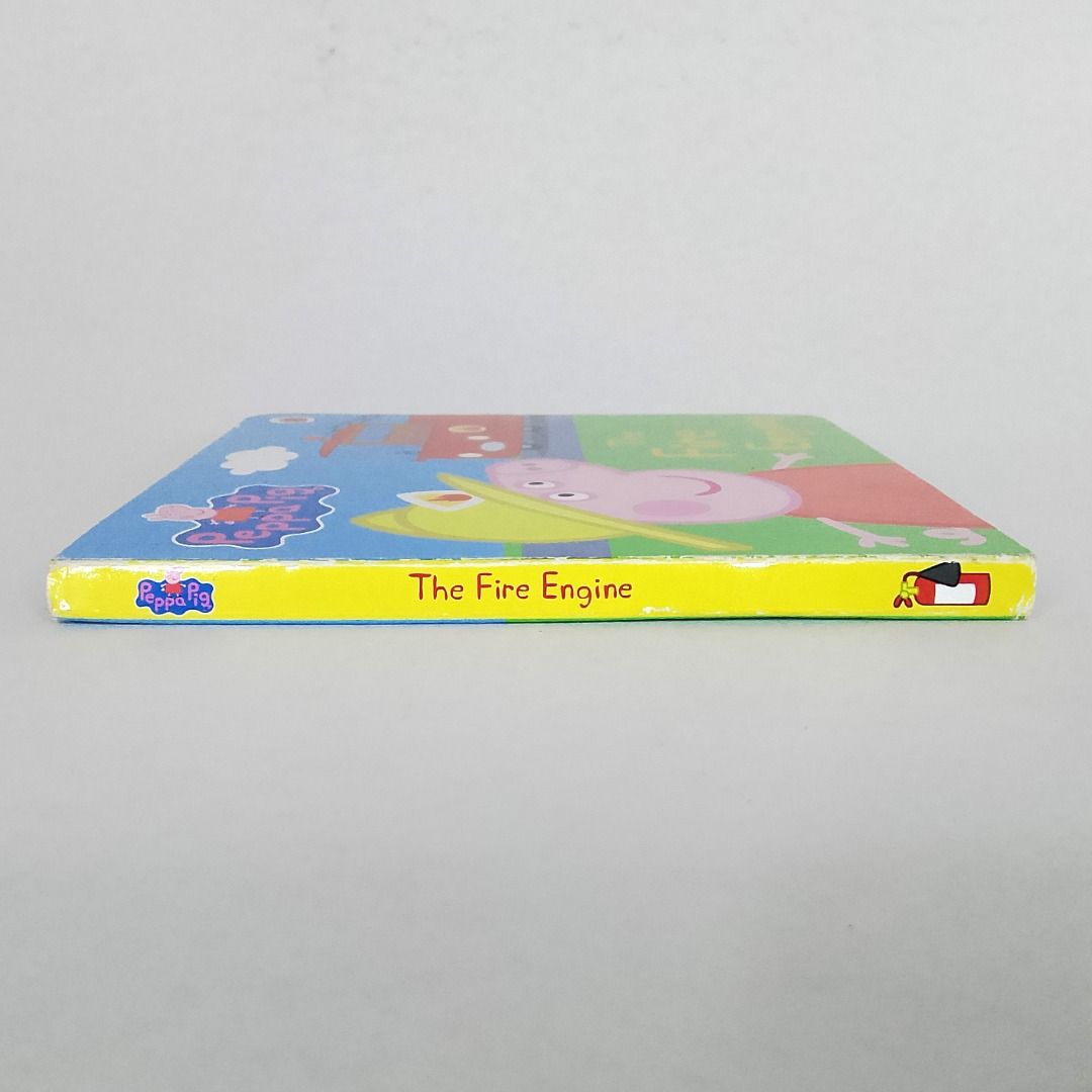 Peppa Pig - The Fire Engine (Ladybird) - Board Book, Story Book ...