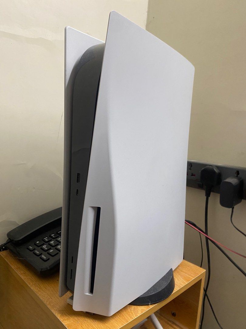 PS5 Phat with FF16 Controller and Razer Black V2 Pro, Video Gaming ...