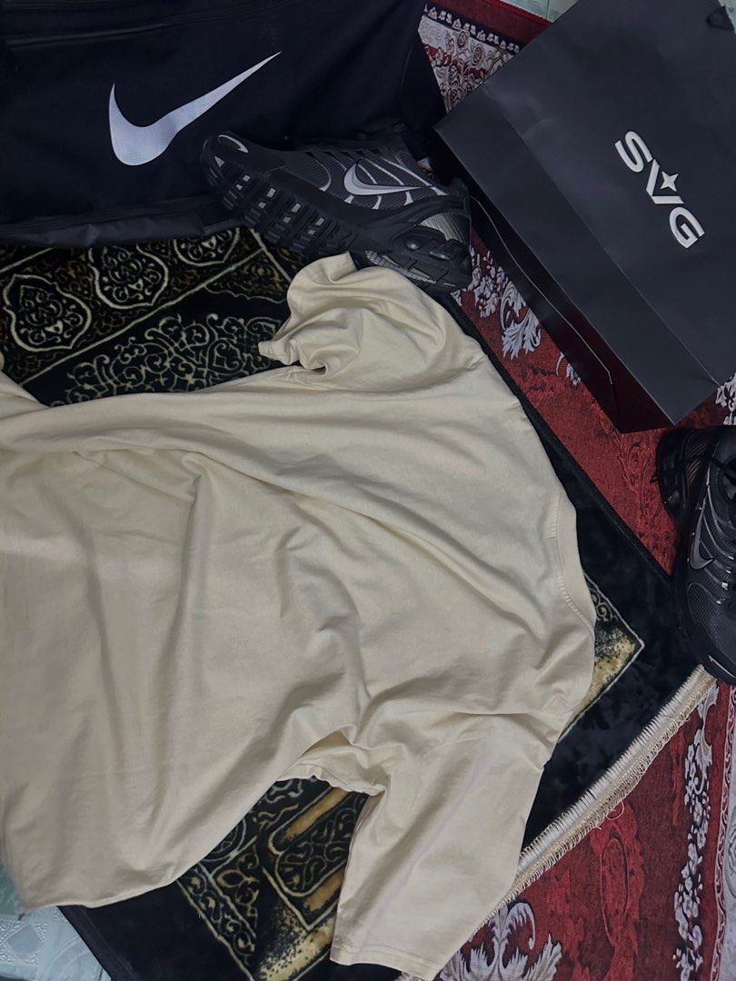 Svg x opt agtw, Men's Fashion, Activewear on Carousell