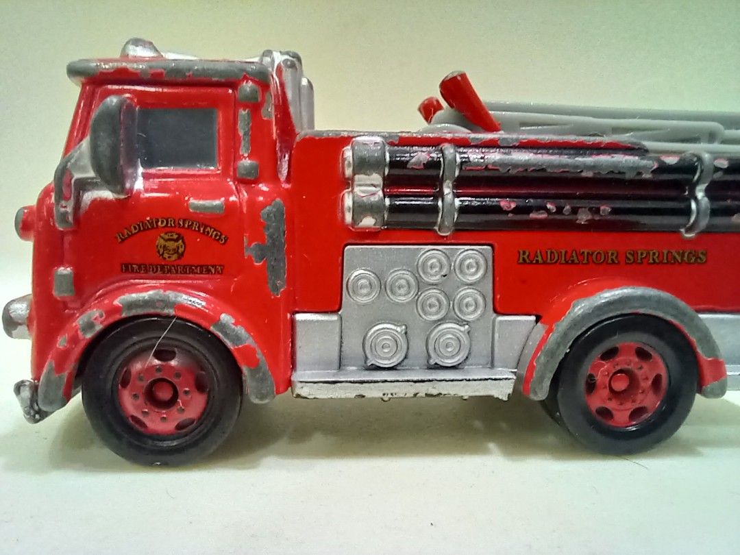Tomica Disney Pixar Cars C07 Red (Standard Type) Diecast, Hobbies ...