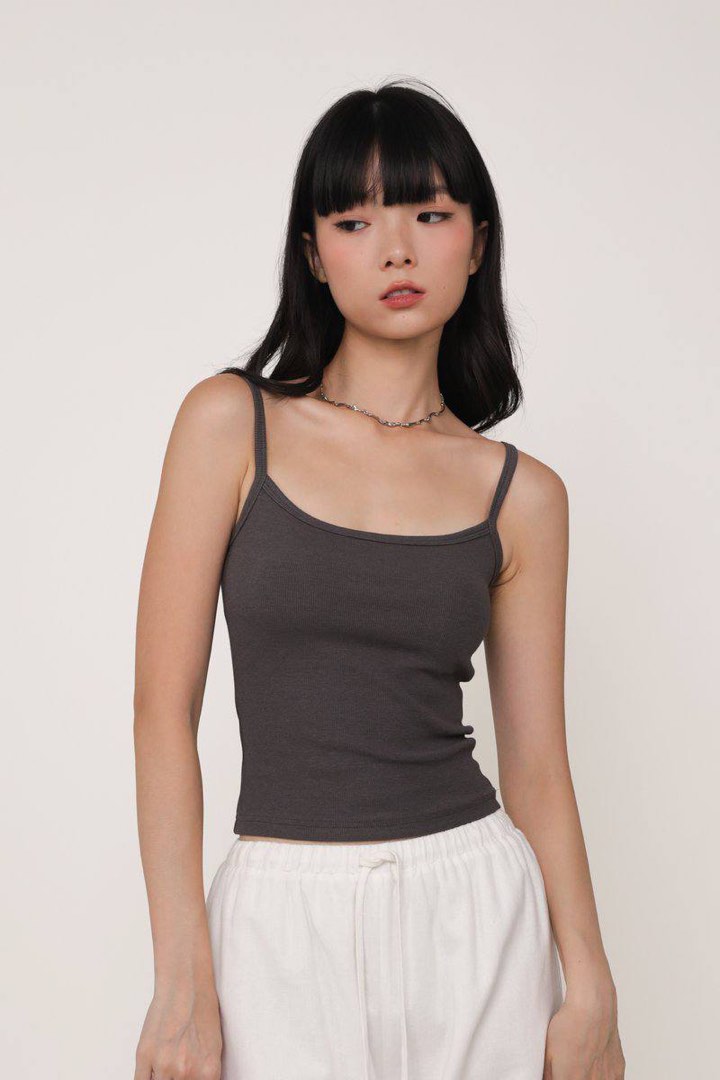 ttr nala ribbed basic padded top (graphite, heather grey), Women's Fashion, Tops, Sleeveless on ...