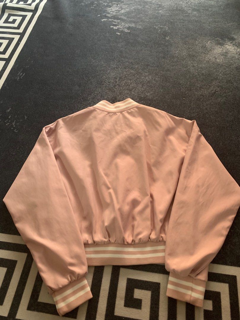 unbrand boxy varsity jacket, Community on Carousell