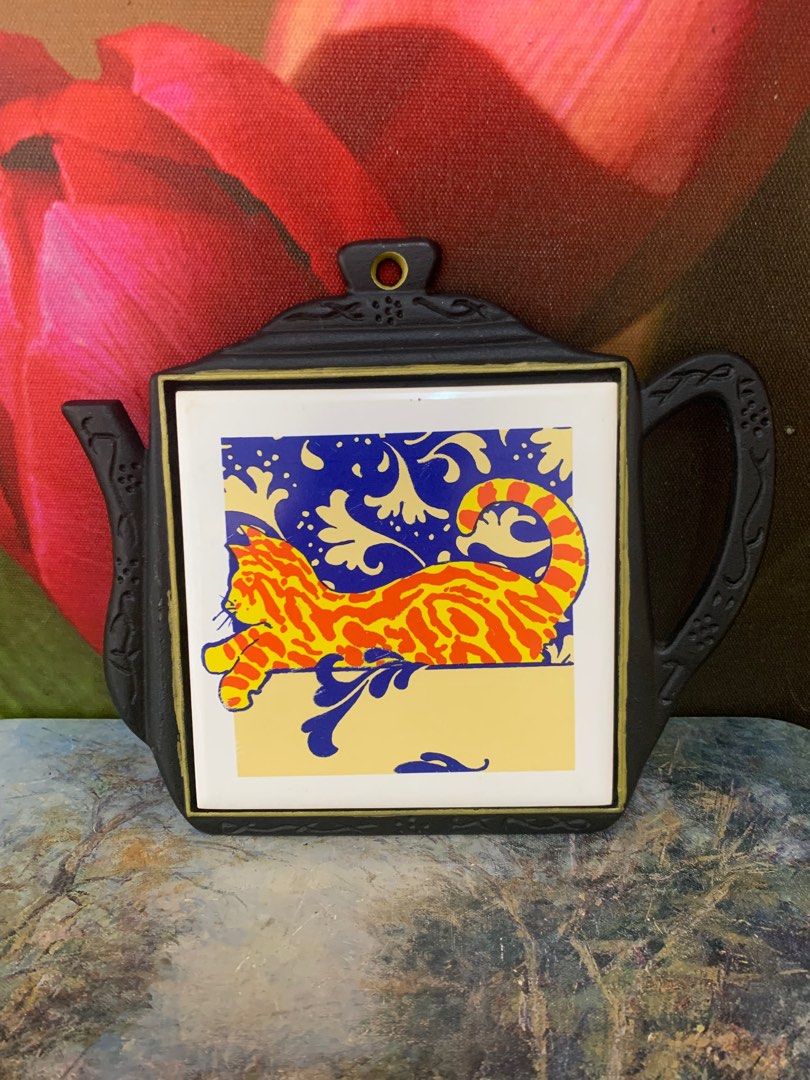 Vintage Cast Iron Kettle Shaped Trivet With Malta Lanka Ceramic Wall ...
