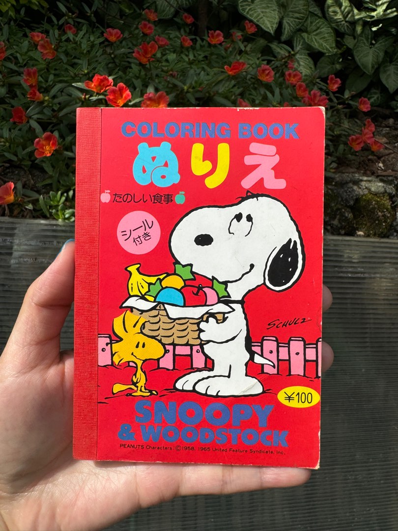 VINTAGE SNOOPY COLORING BOOK, Hobbies & Toys, Books & Magazines ...