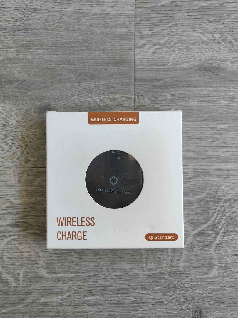 Wireless Charger, Fast Charge input 9.0V=2A, Universal Output 5.0V=2A ...