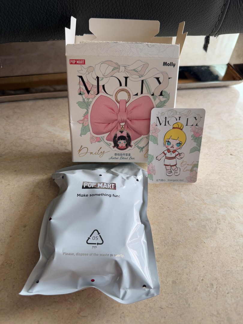 WTS/WTT POPMART MOLLY DAILY LOOK SACHET BLIND BOX, Hobbies & Toys, Toys ...