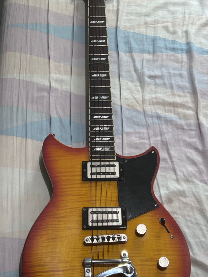 Yamaha RS720B Bigsby, Hobbies & Toys, Music & Media, Musical ...