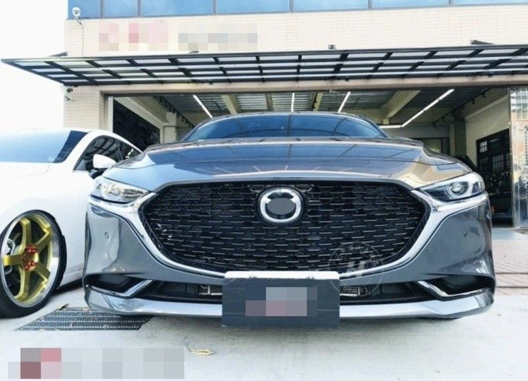 2019-2024 Mazda 3 sedan number plate lowered bracket, Car Accessories ...