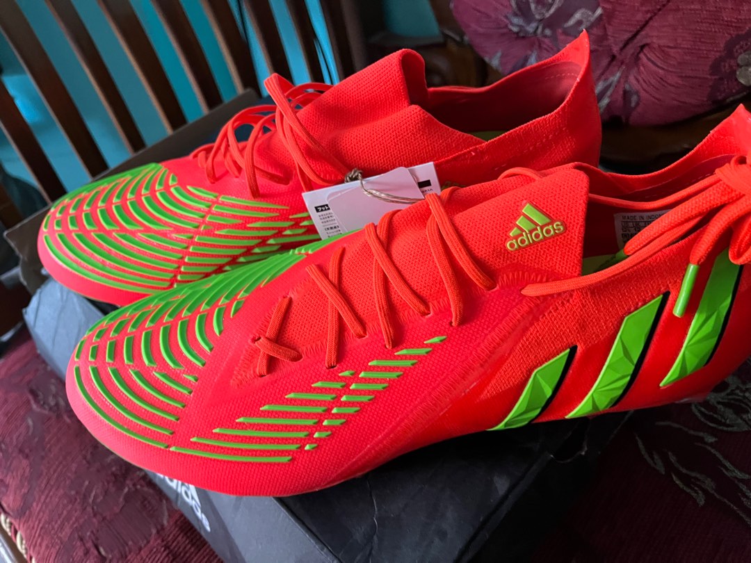 Adidas predator first grade, Men's Fashion, Footwear, Boots on Carousell