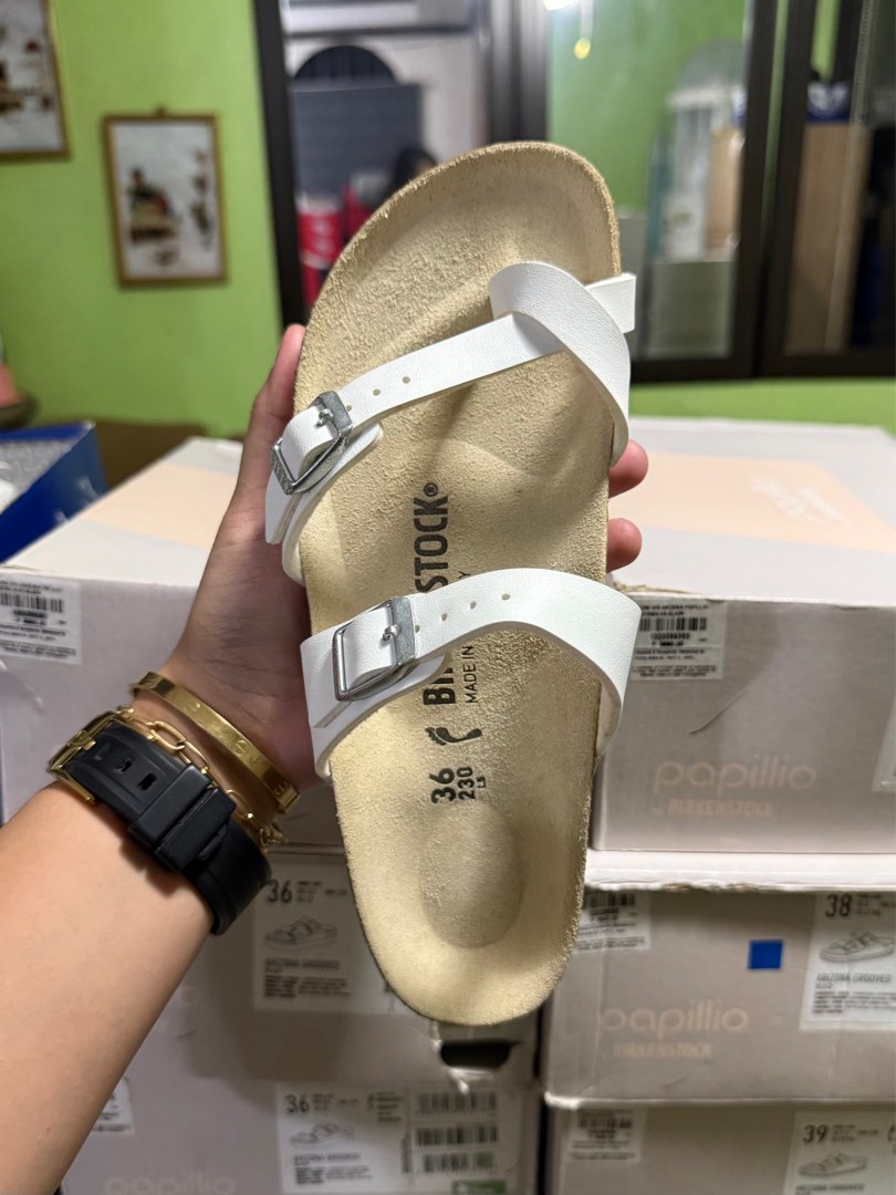 Birkenstock Mayari White, Women's Fashion, Footwear, Flats & Sandals on ...