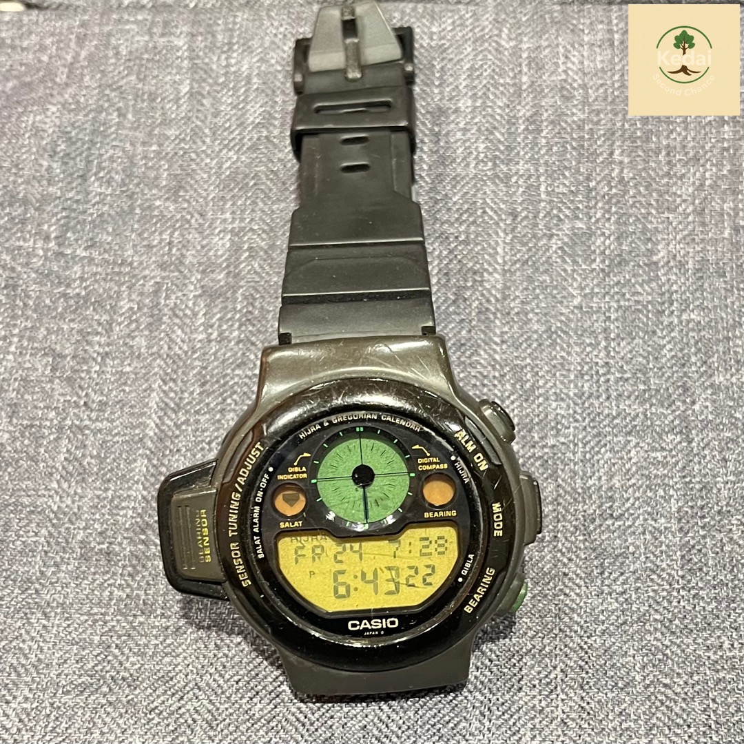 Casio CPW 310 Prayer Compass Vintage Watch, Men's Fashion, Watches ...