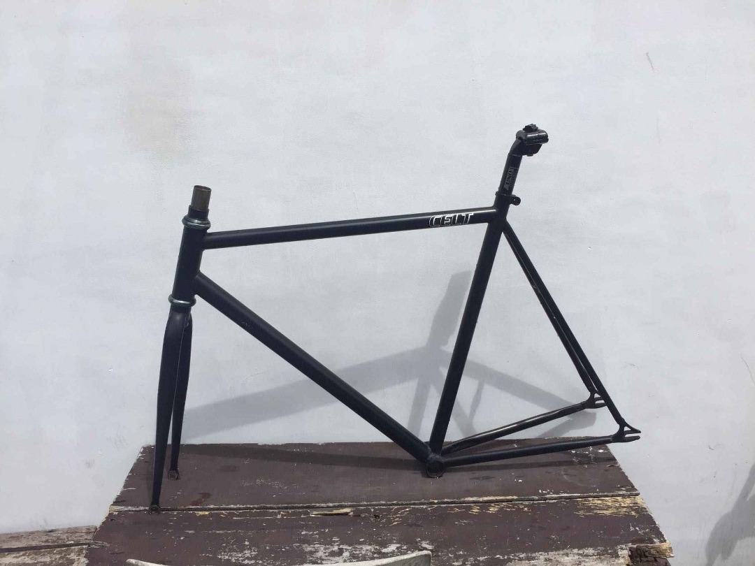 CELT 2k FRAME, Sports Equipment, Bicycles & Parts, Bicycles on Carousell