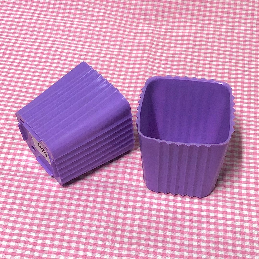 Corrugated Plastic Pots Set, Furniture & Home Living, Gardening, Pots ...