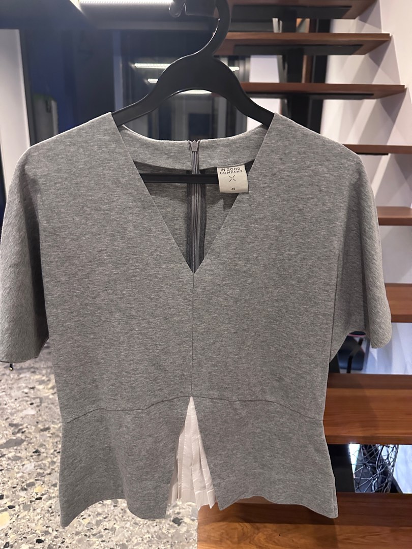 Cos Grey top, Women's Fashion, Tops, Other Tops on Carousell