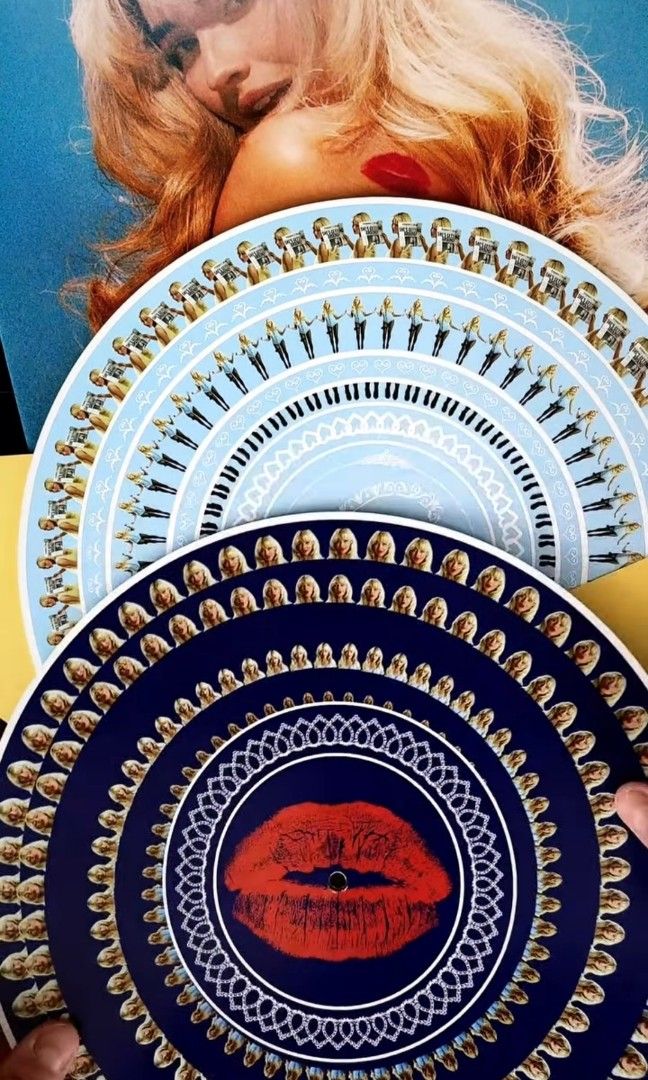 [DELUXE EXCLUSIVE] Sabrina Carpenter| Short N' Sweet - Limited Edition ...