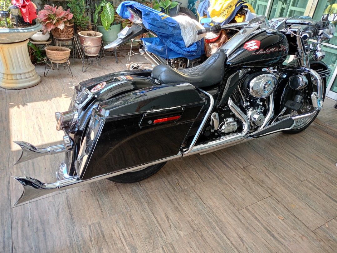Harley Davidson Road King, Motorbikes on Carousell