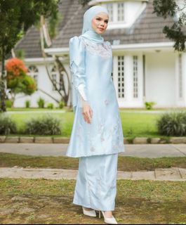 Hijabista.hub Kamilia Kurung Burgundy, Women's Fashion, Muslimah ...