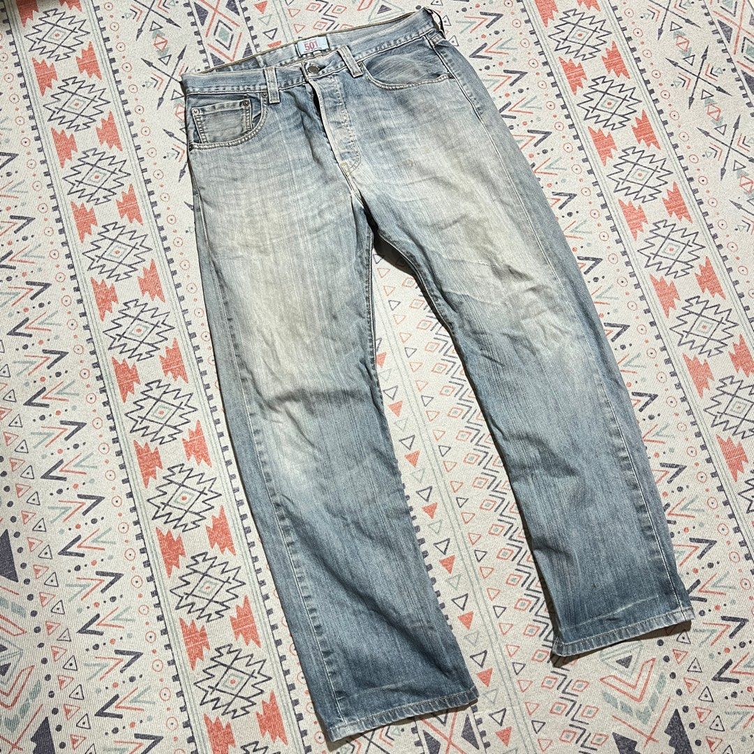 Levi's 501 Button Fly Men Jeans, Men's Fashion, Bottoms, Jeans on Carousell