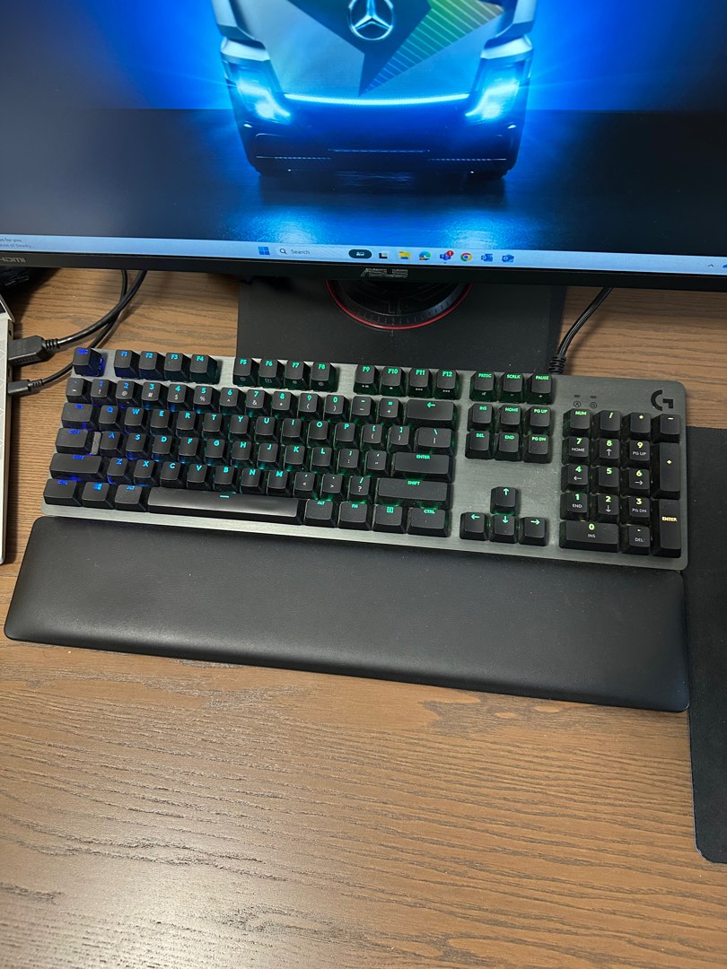 Logitech G512 Gaming Keyboard + mouse G502, Computers & Tech, Parts ...