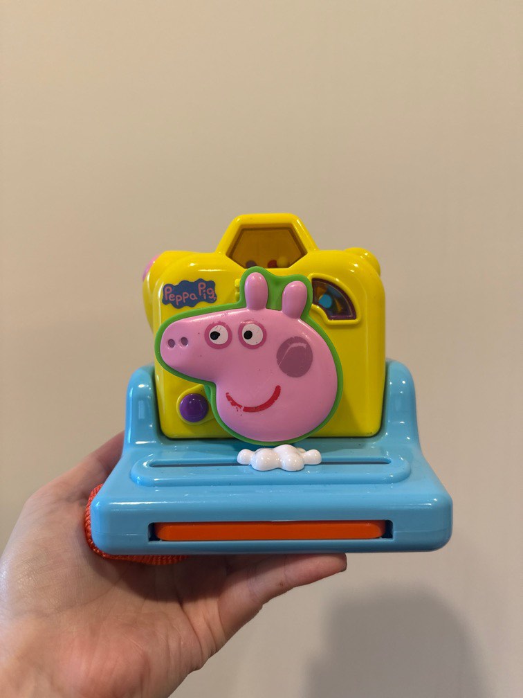 Peppa Pig Click Camera toy, Hobbies & Toys, Toys & Games on Carousell
