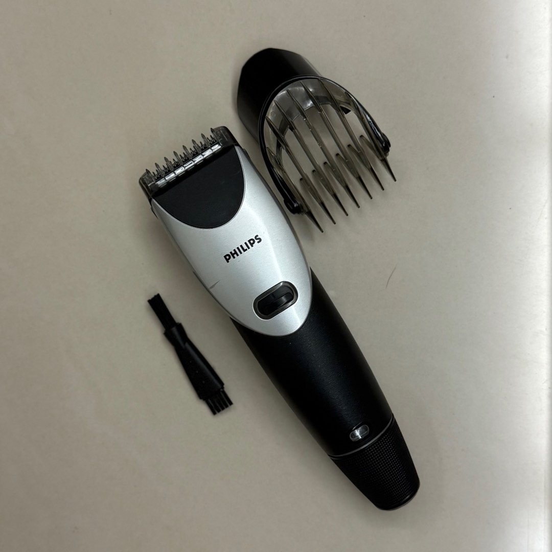 Philips Clipper Shaver, Beauty & Personal Care, Hair Products on Carousell