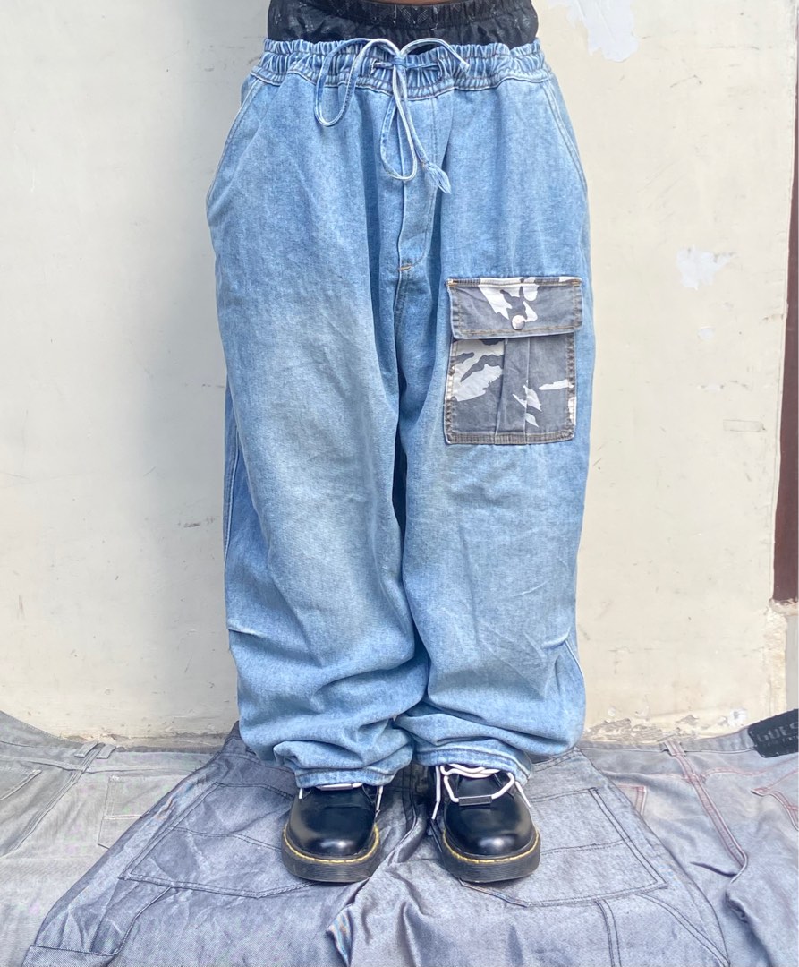 RANDOM CAMO POCKET BAGGY PANTS, Men's Fashion, Bottoms, Jeans on Carousell