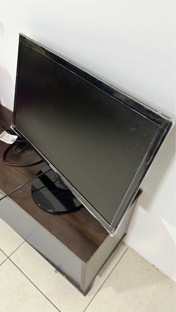 SAMSUNG 22’ inch DESKTOP, Computers & Tech, Desktops on Carousell