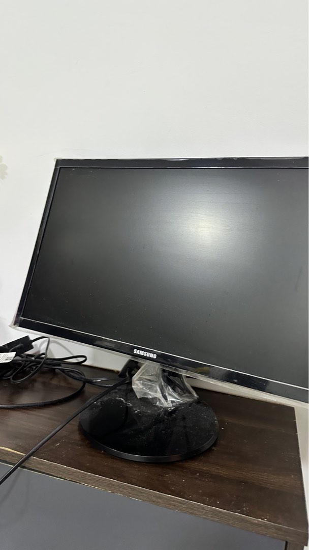 SAMSUNG 22’ inch DESKTOP, Computers & Tech, Desktops on Carousell