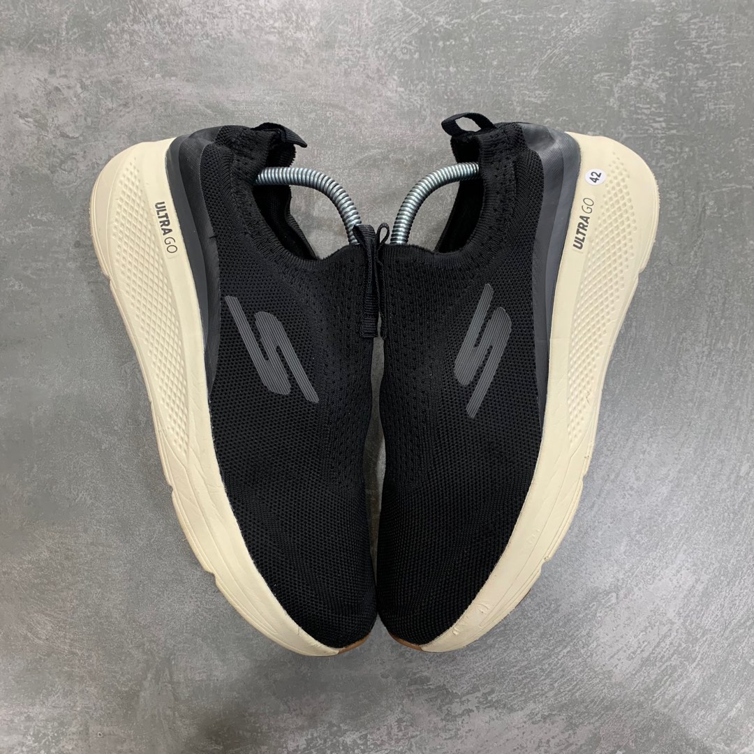 Skechers Go Run Elevate Ultra Go Black White, Fesyen Pria, Sepatu ...