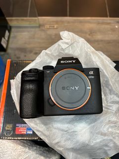 SONY A7 III BODY SHUTTER COUNT 80k, Photography, Cameras on Carousell