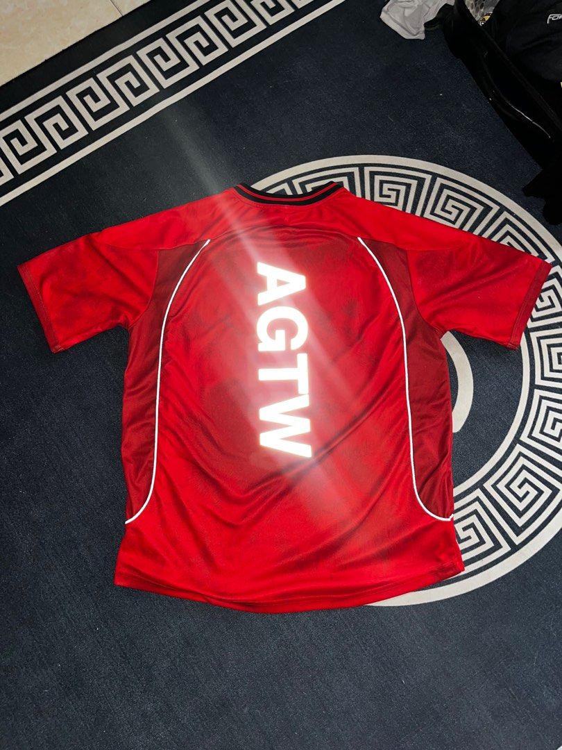 SVG OPT AGTW JERSEY, Men's Fashion, Activewear on Carousell