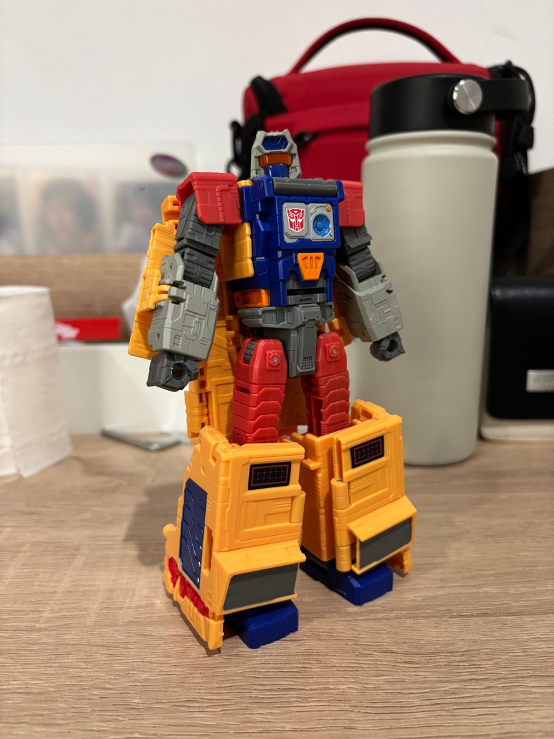 Transformers Dramatic Capture Series Mainframe, Hobbies & Toys, Toys ...