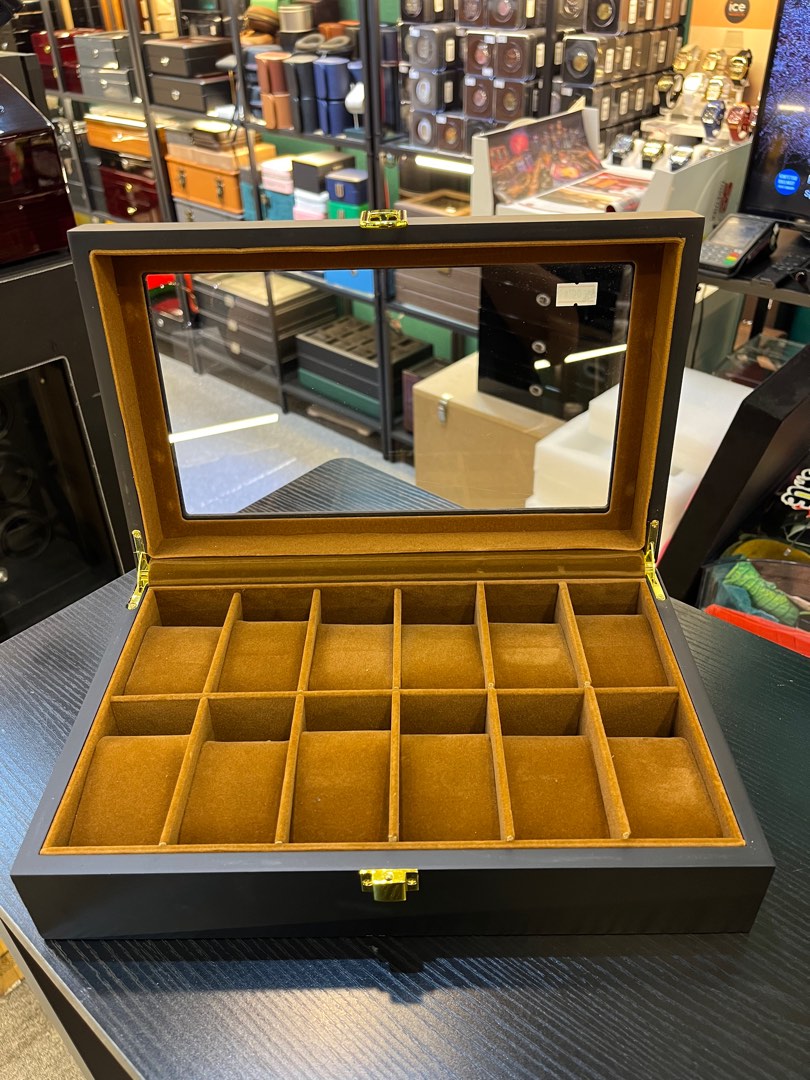 Watch Box, Men's Fashion, Watches & Accessories, Watches on Carousell